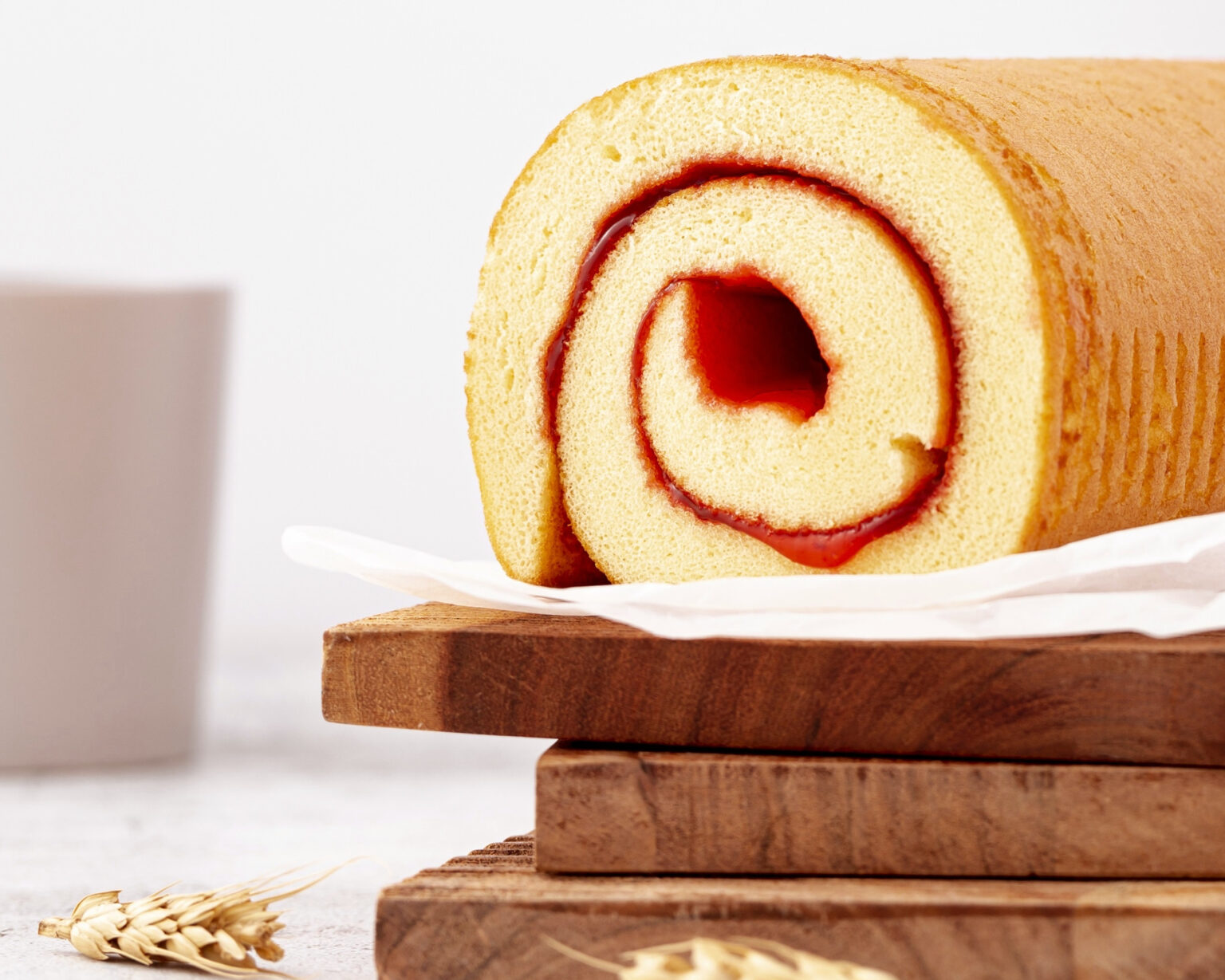 Vanilla Swiss Roll - Bakemate